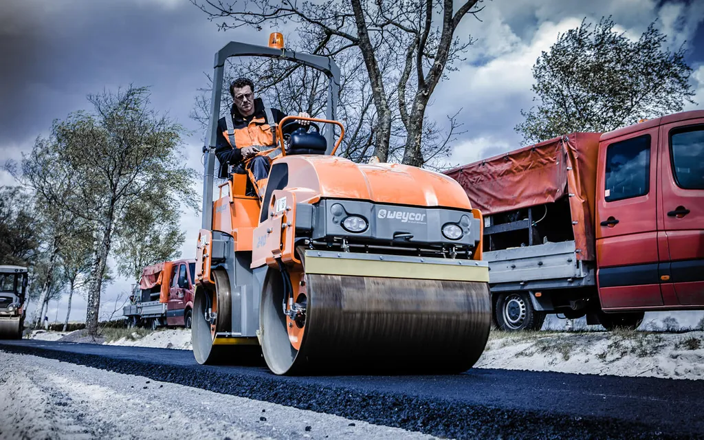 Trilwals tandem 100 cm 2500 kg huren | 123 Machineverhuur